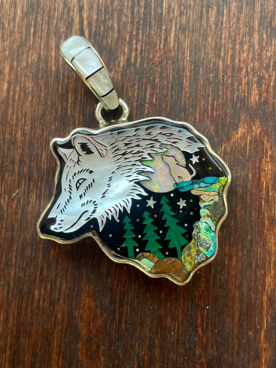 Mountain King Wolf Pendant - Dakota Nature LLC